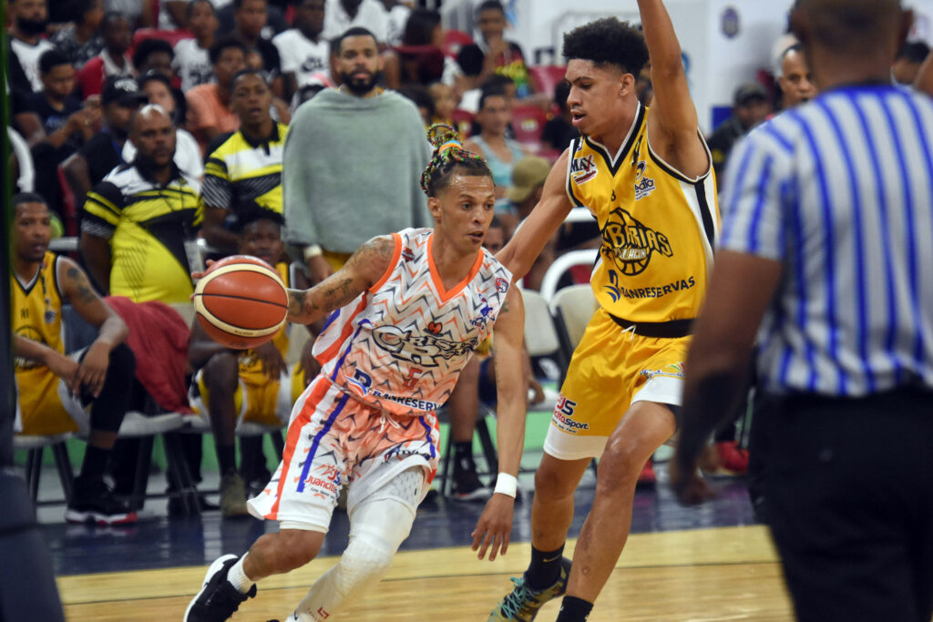 El Barias imponente ante Huellas del Siglo en el TBS Distrito 2023 ...