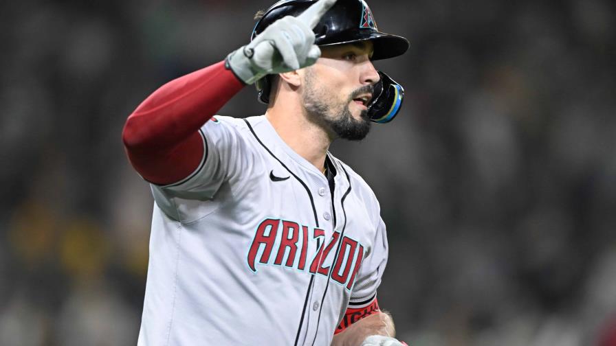Los Reales adquirieron al jardinero Randall Grichuck desde Arizona ...