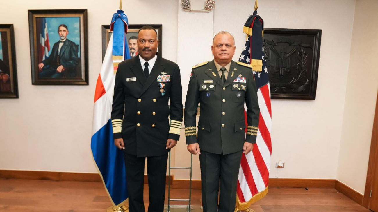 Comando Sur de EE.UU. y Ministerio de Defensa de RD fortalecen ...