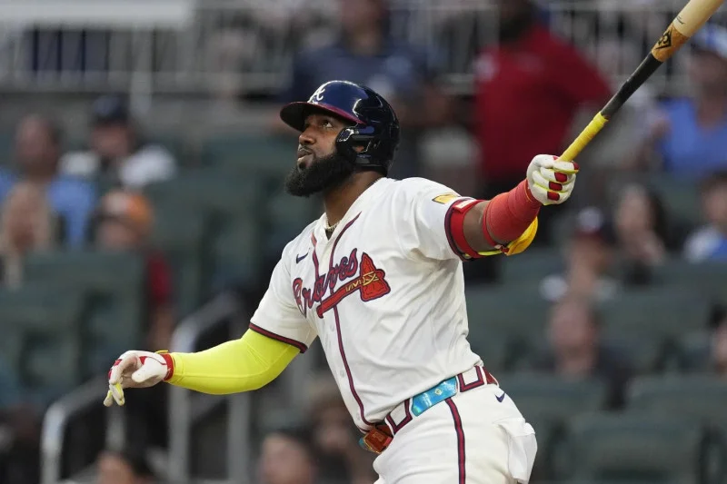 Marcell Ozuna llega a 16 cuadrangulares en victoria de Bravos sobre ...